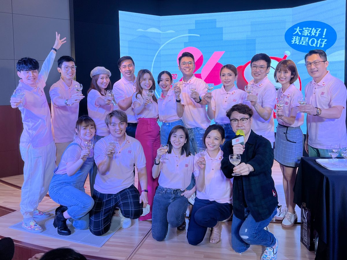 988电台喜迎26周年，收听率再创新高！ | WOAH.MY