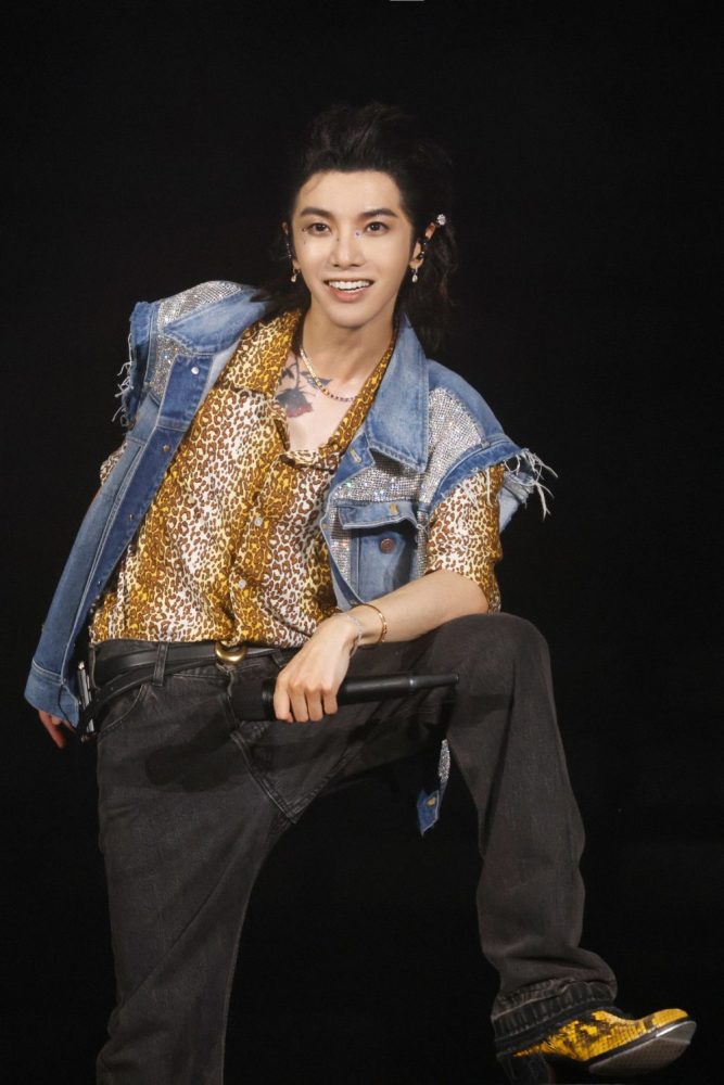 巨星年尾来马开唱！提示“火星撞地球”华晨宇呼声最高 | WOAH.MY