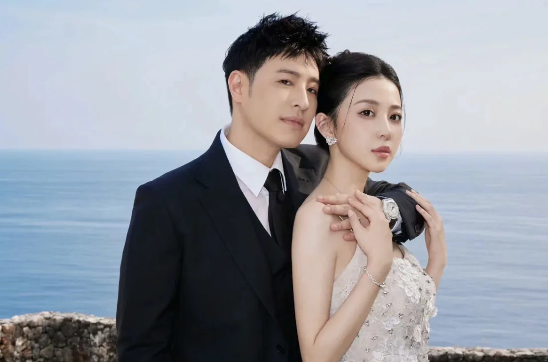 潘玮柏峇厘岛补办婚礼！情牵“最美空姐”超浪漫现场照曝光 | WOAH.MY